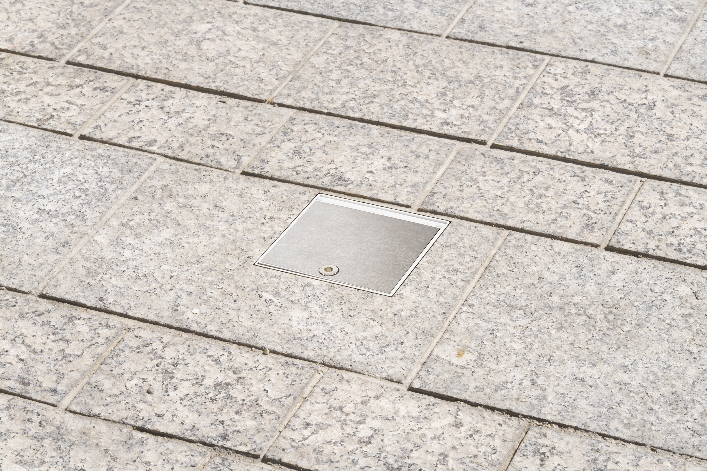 IP66 Mechanism holder and security frame with italian P40 socket and ...