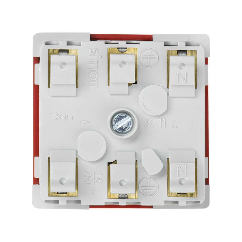 Schuko socket outlet 16A 250V~ with safety shutter and quick terminal ...