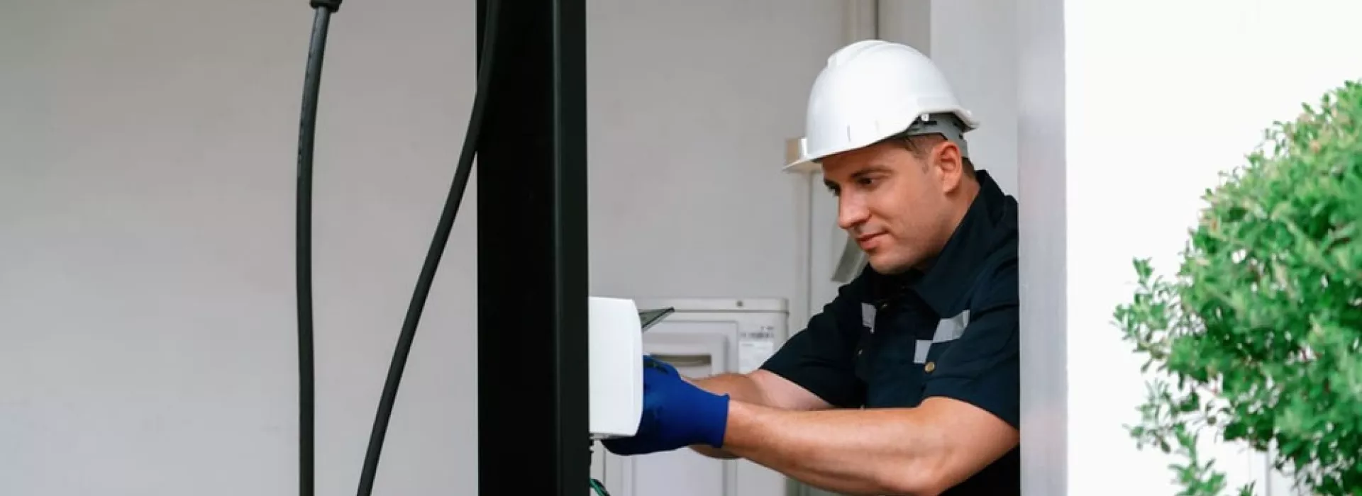 ITC BT-52 (recarga de coches eléctricos): qué es, resumen y descarga ...